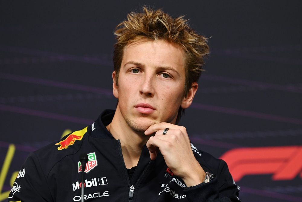 Liam Lawson Chinese GP radio reveals extent of Red Bull issues