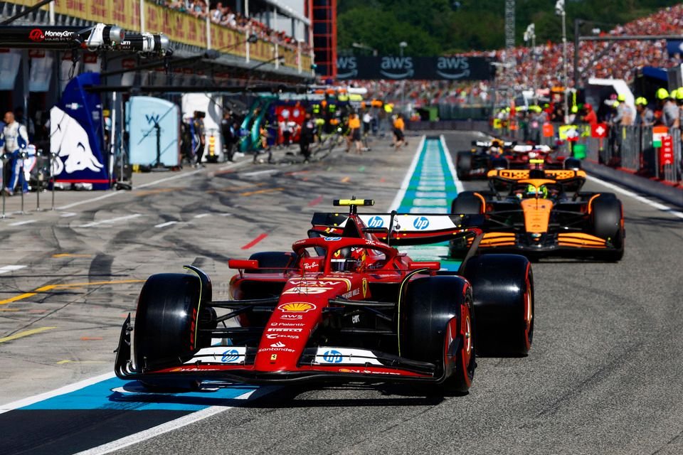 Vasárnapi motorsport-program: F1-es Emilia-Romagna Nagydíj, főfutam az ...