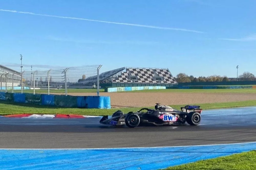 Doohan et Alpine bouclent des tests Pirelli 2026 à Magny-Cours