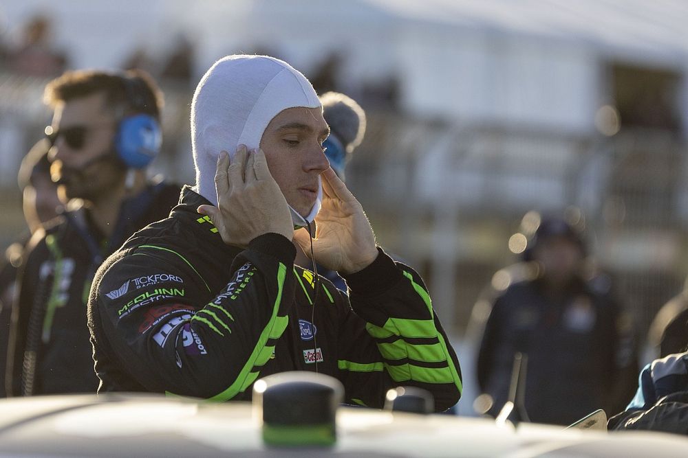 Waters coy on Tickford future