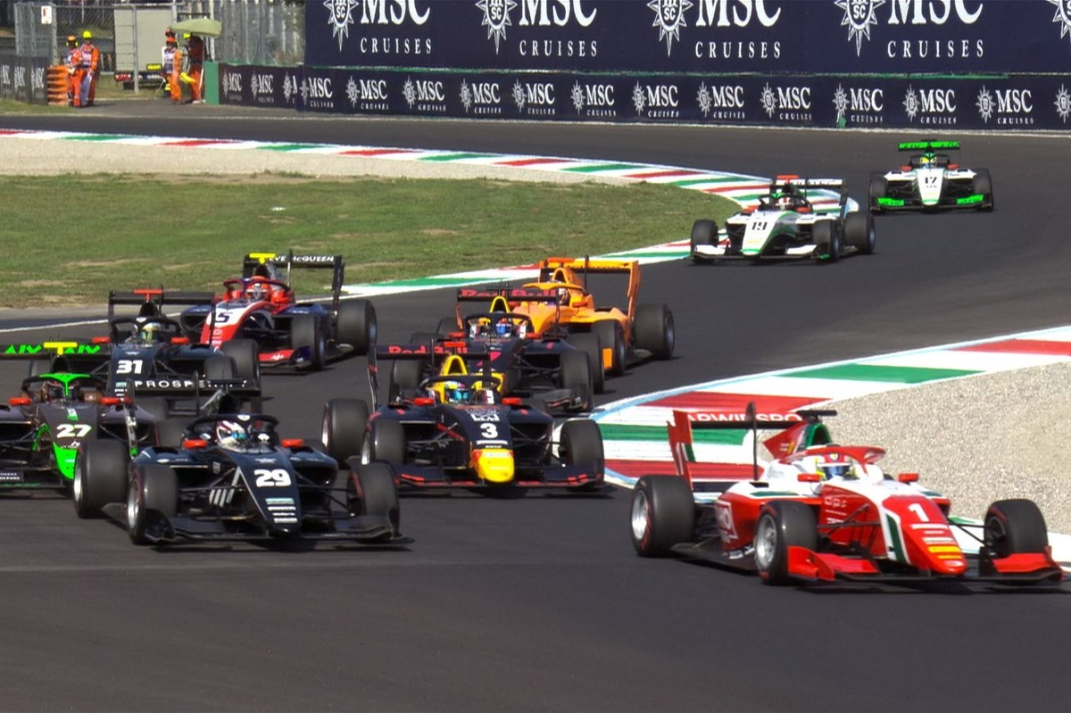 Forma-3: Káosz a monzai időmérőn, több bajnokesélyes is bukott!