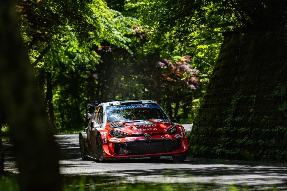 WRC | Rally Giappone, PS1-6: Evans comanda nel poker Toyota. Solberg ...