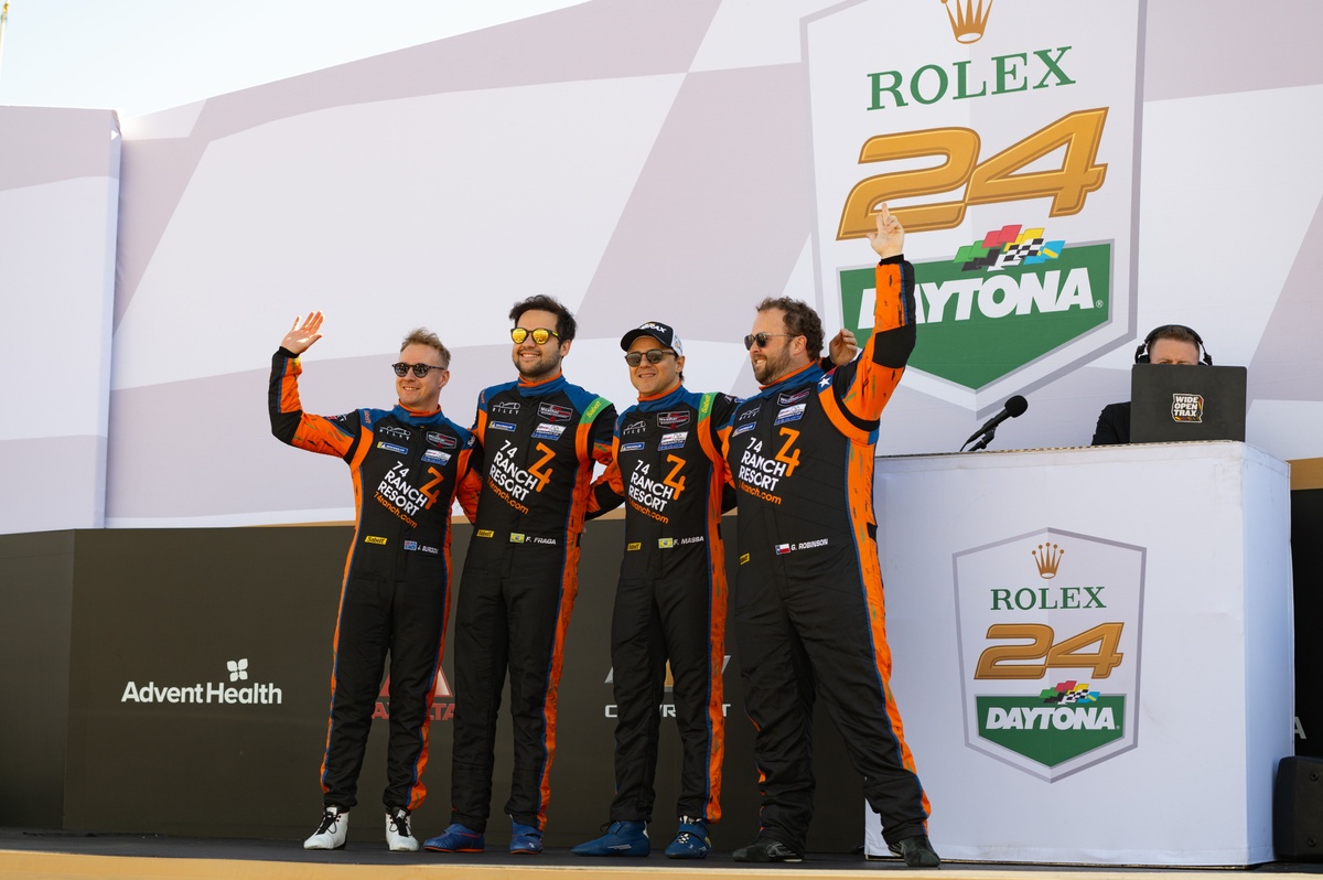 Felipe Massa sobe outra vez ao pódio nas 24h de Daytona