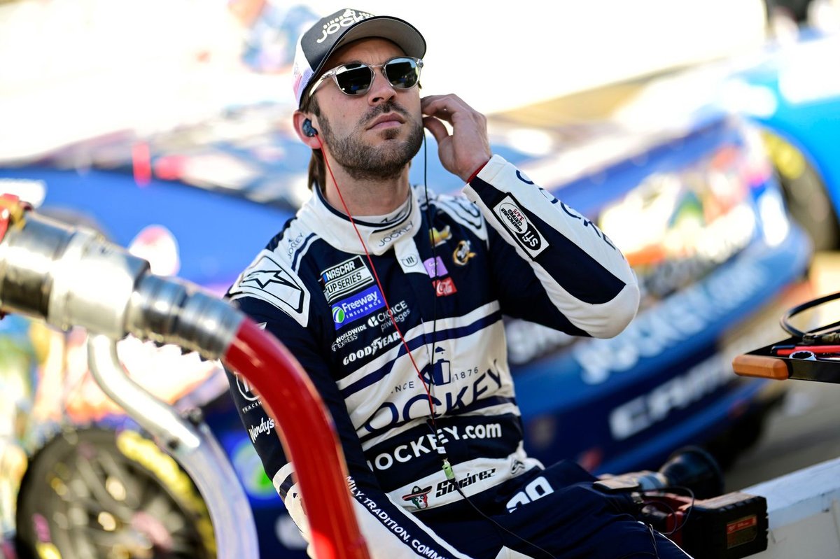 Daniel Suárez disputará una carrera NASCAR Brasil en Interlagos