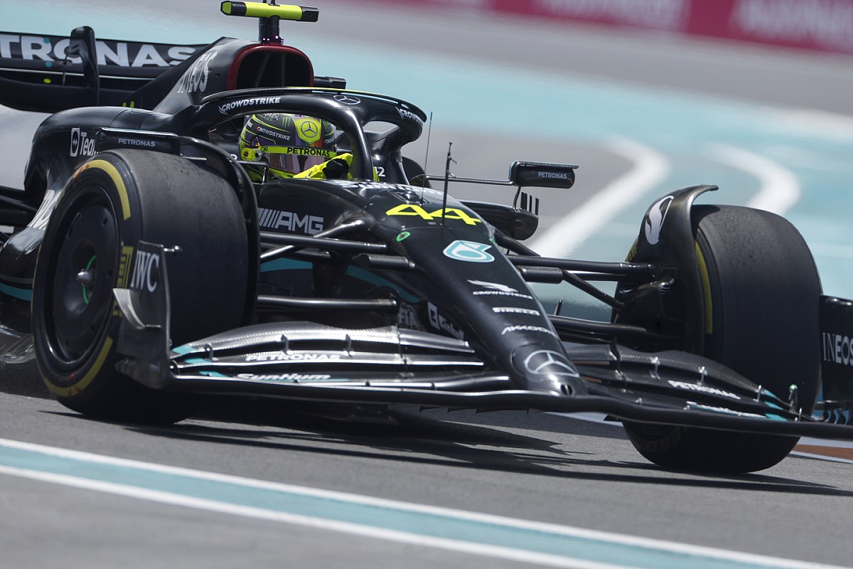 Hamilton: Tweede F1-training in Miami was een trap in de maag