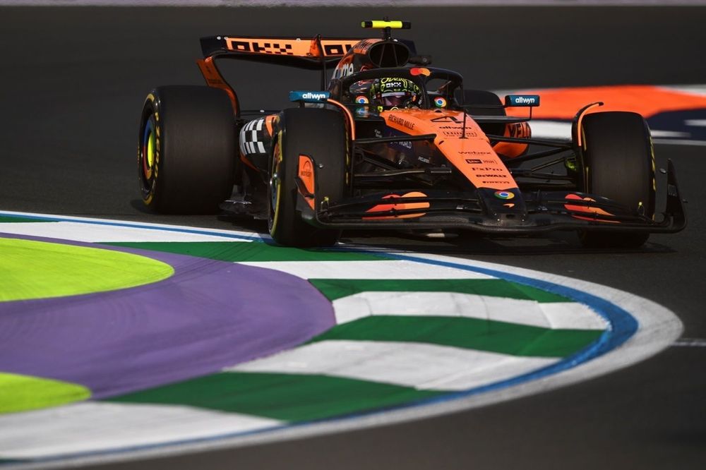F1 | Jeddah, Libere 3: le McLaren fanno il vuoto, Russell 3° paga sei decimi