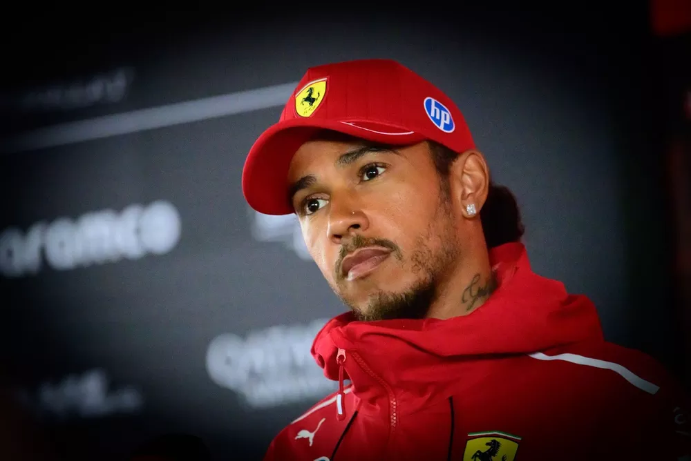 Jacques Villeneuve delivers scathing verdict on Lewis Hamilton: "Not ...