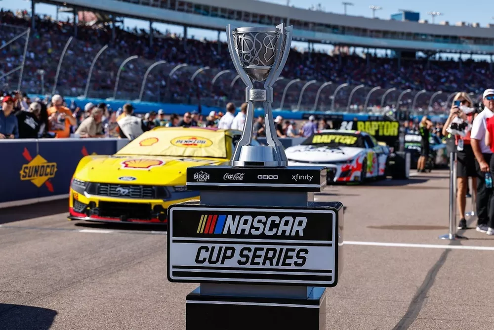 How to watch NASCAR 2025 Phoenix championship weekend: Schedule, start ...