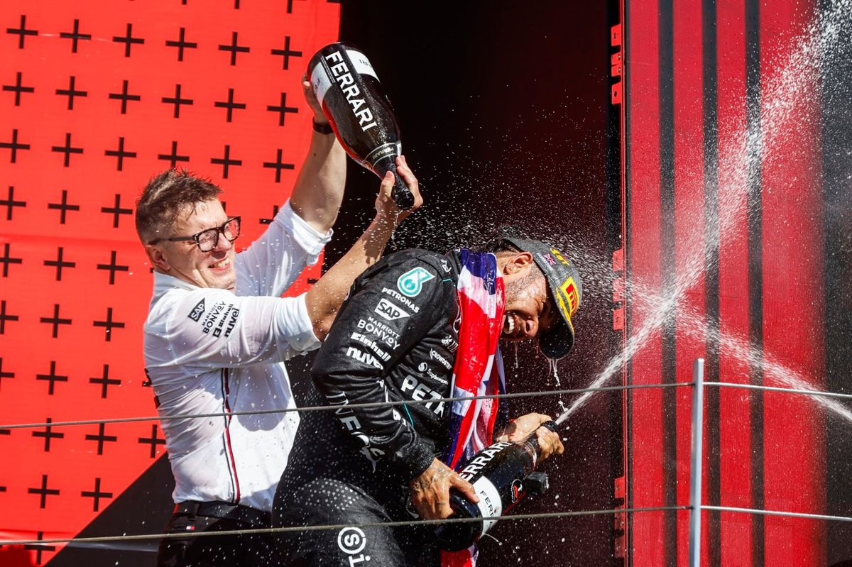 Bono: "Hamilton ve ben buraya geri dönmek için çok çalıştık"