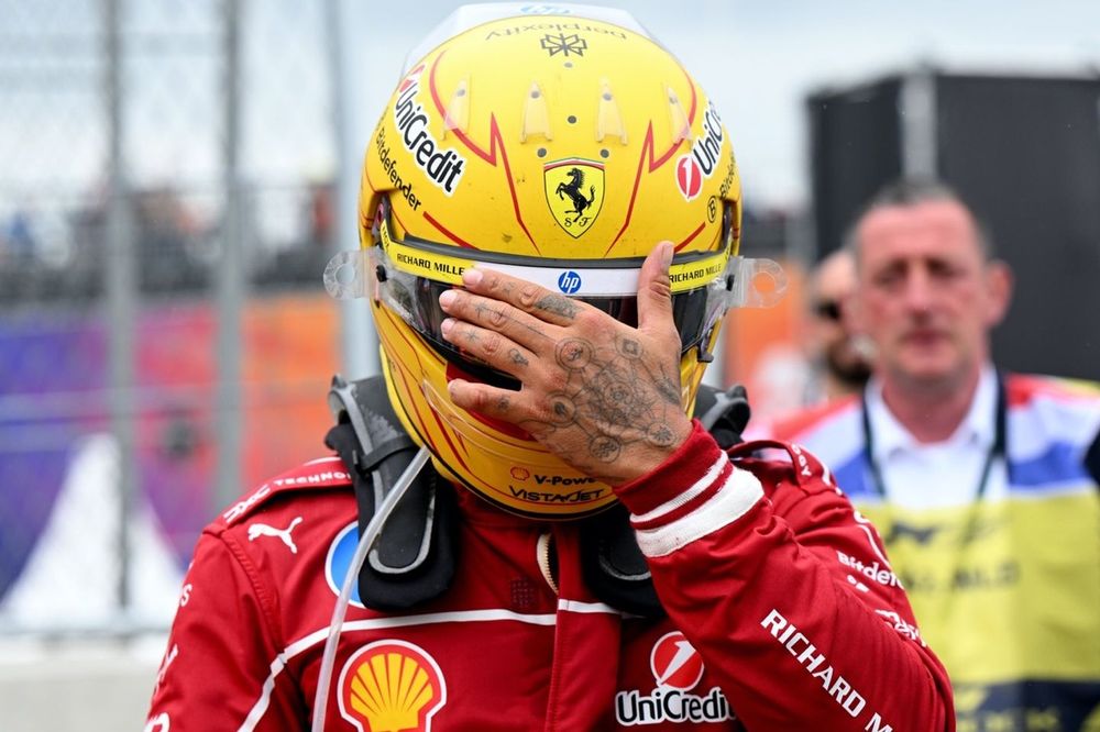 Lewis Hamilton reacts to Dutch GP crash: "Very unusual to not finish a race"