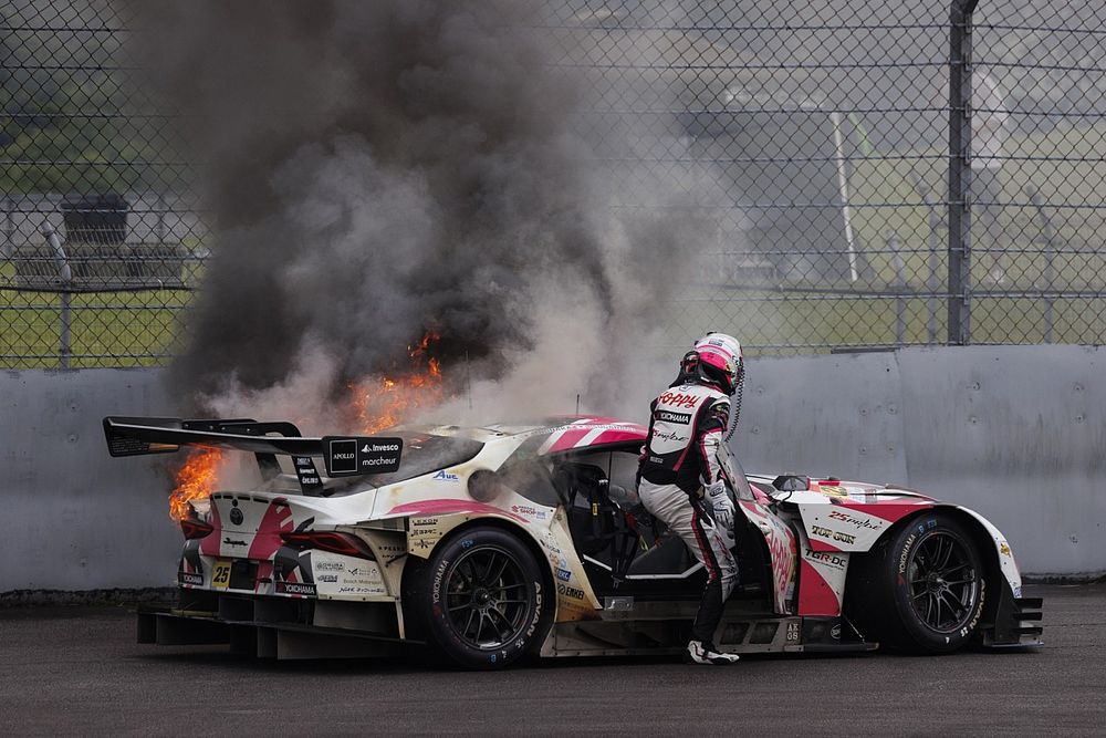 SUPER GT: Both Tsuchiya Supras to skip Suzuka after fires