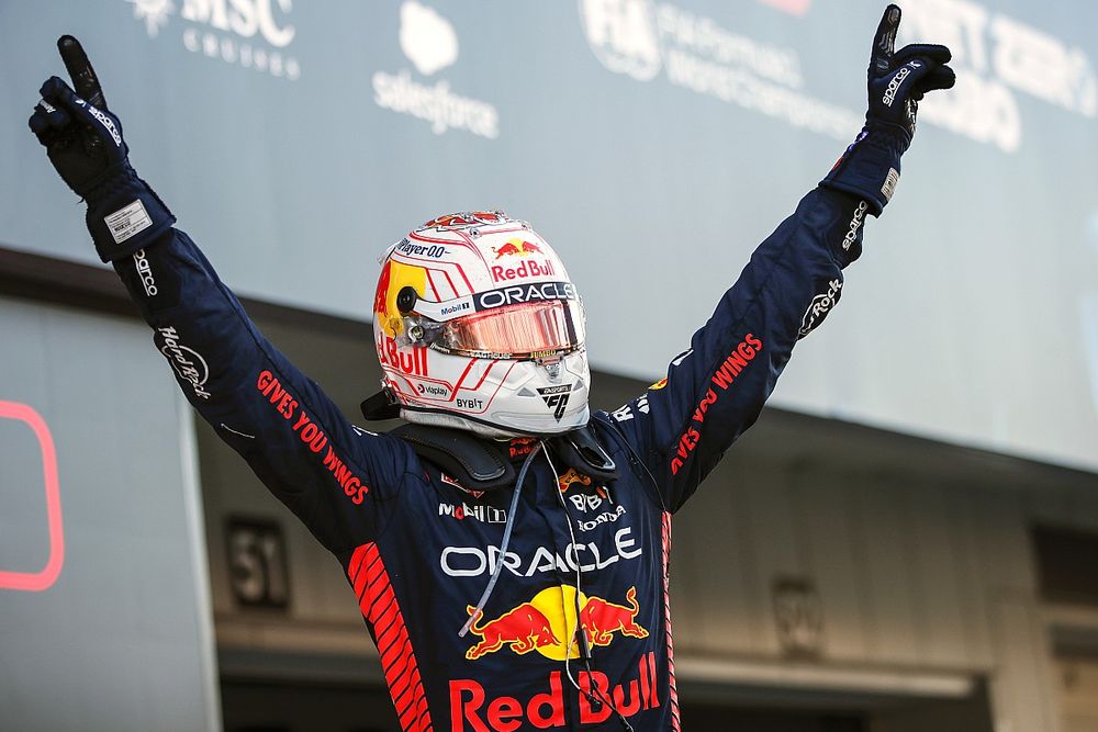 F1 Japanese GP: Verstappen on verge of title after win as Red Bull ...