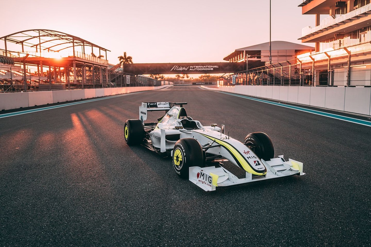 Jenson Button's championship-winning Brawn F1 car sells in Miami ...