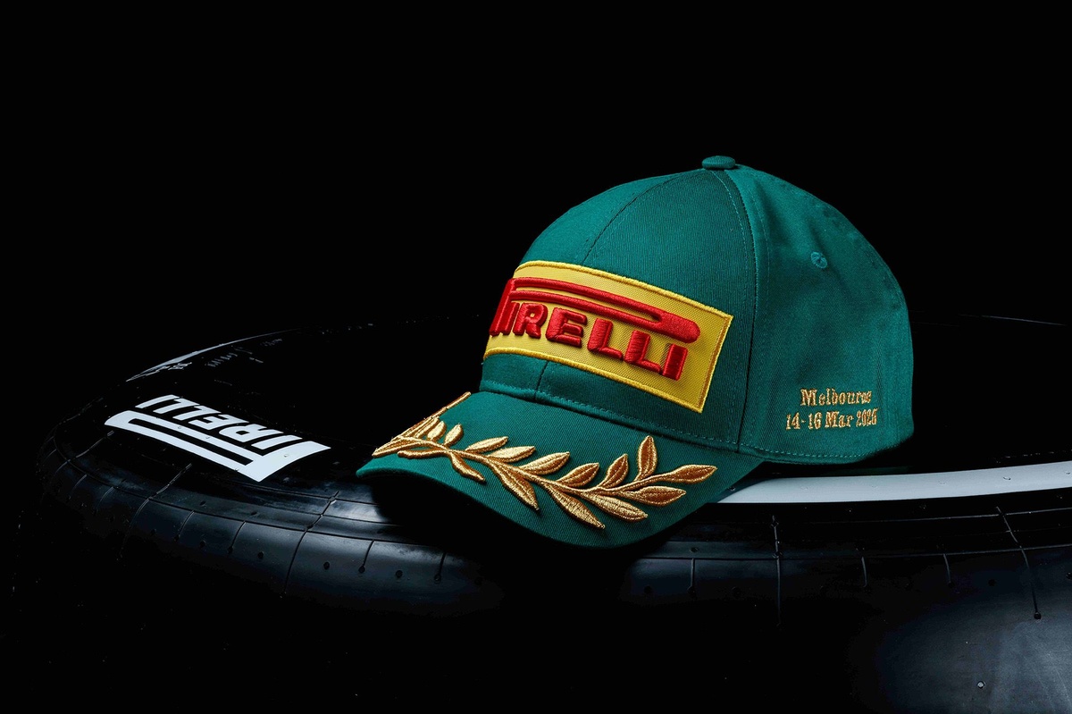 Pirelli fabricará gorras especiales para algunos podios de la F1 2025