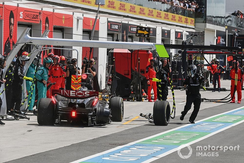 Russell suspects F1 Canadian GP crash not to blame for retirement