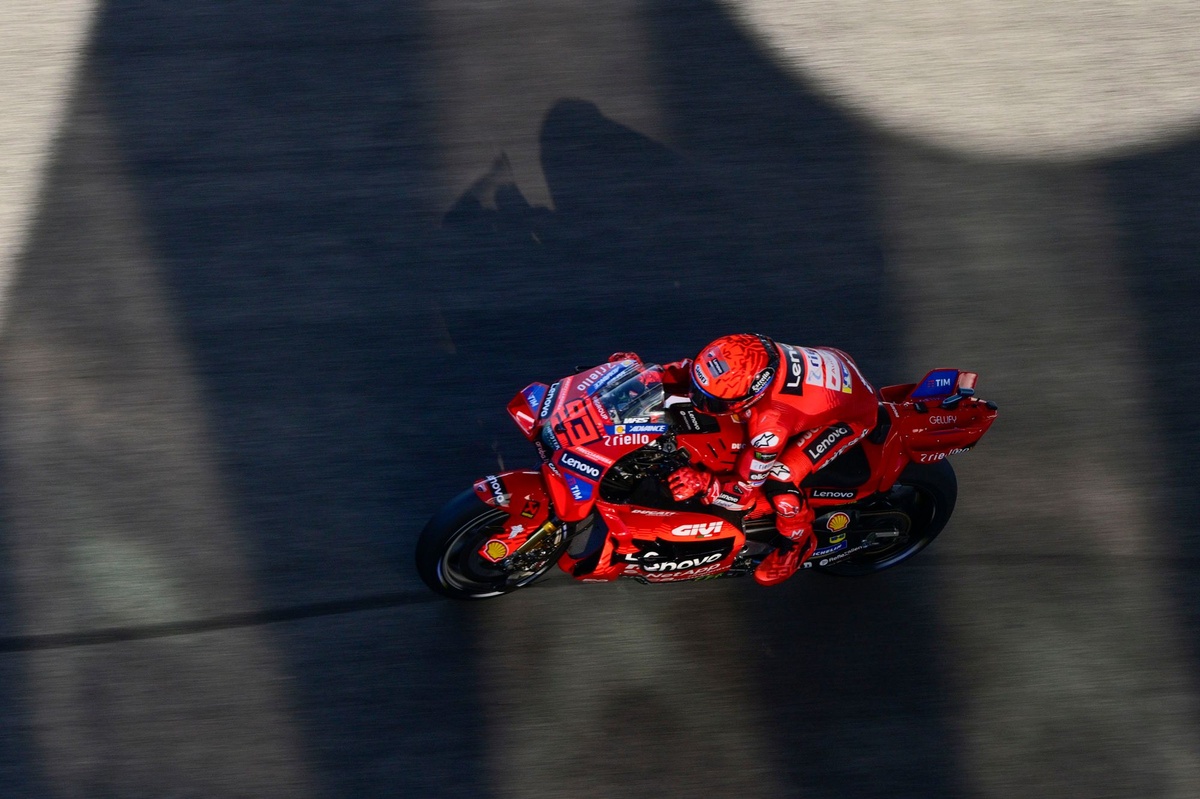 Marc Márquez sluit MotoGP-test Jerez als snelste af, Viñales tweede