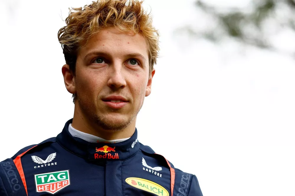 Red Bull confirms Liam Lawson's car issue as pressure mounts for qualifying