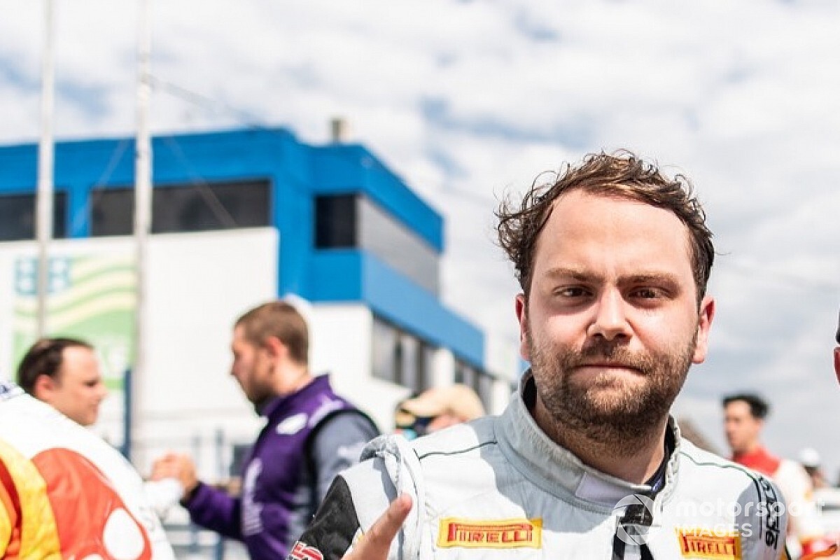 Porsche GT3 Cup: Raphael Reis comemora vitória "em casa"