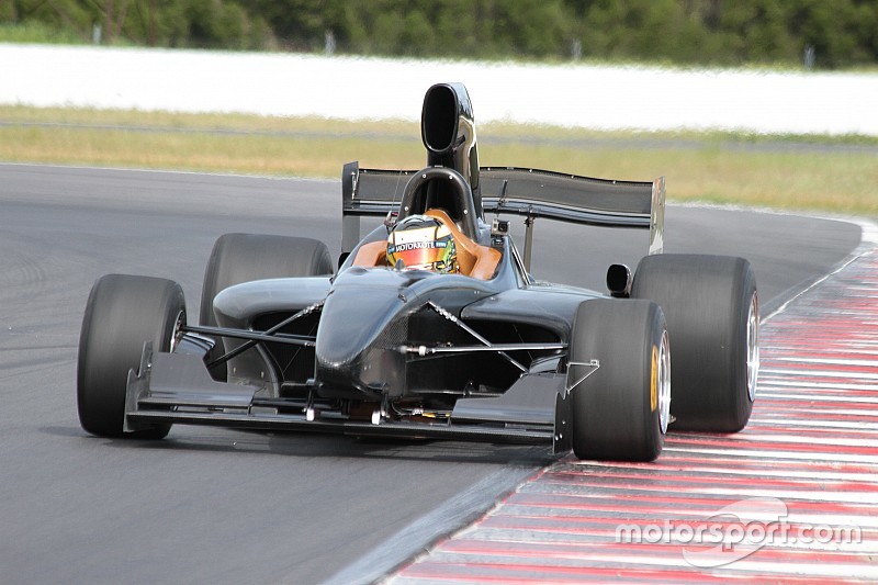 New Formula 5000 car makes track debut