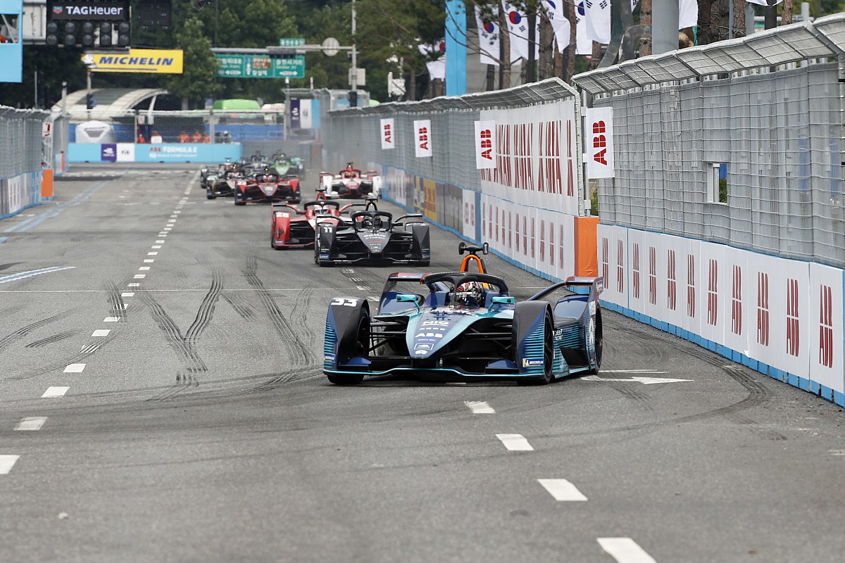 NIO 333 has aim of becoming top-three Formula E team by 2025-26