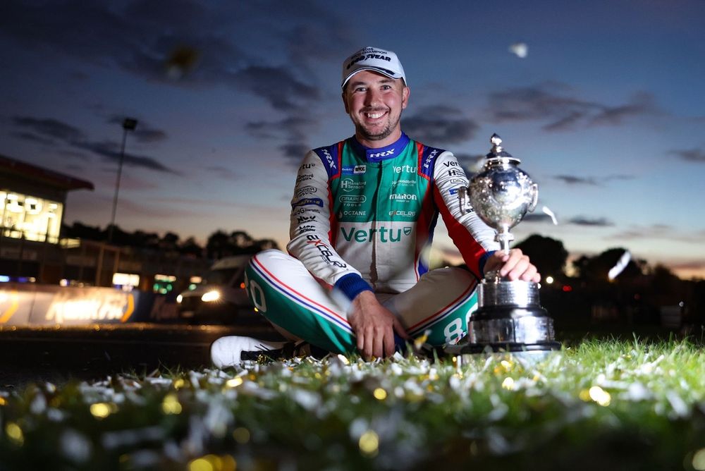 How Ingram sealed the BTCC title in style at Brands Hatch finale