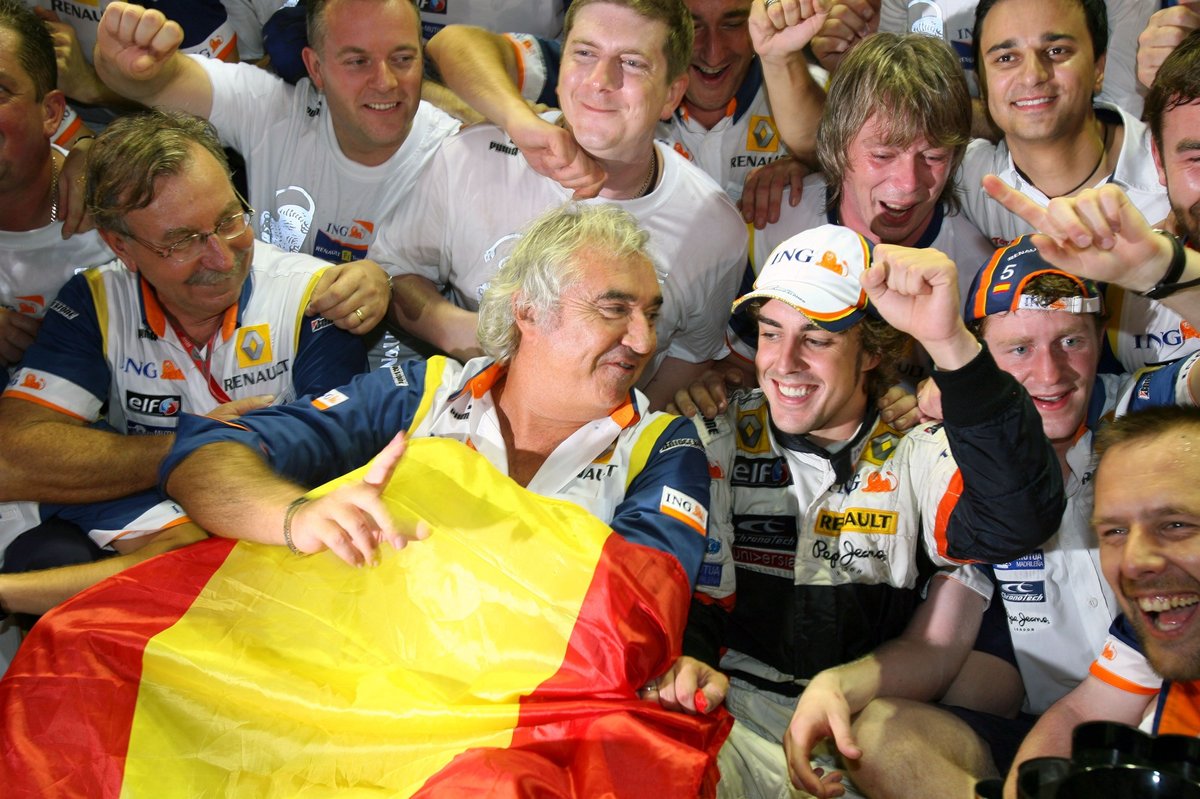 Crashgate - of hoe Flavio Briatore de paddock uit werd geschopt