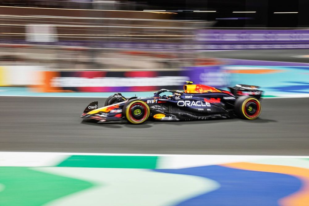 Perez is esélyes a győzelemre? – A mexikói a forgalomtól tart