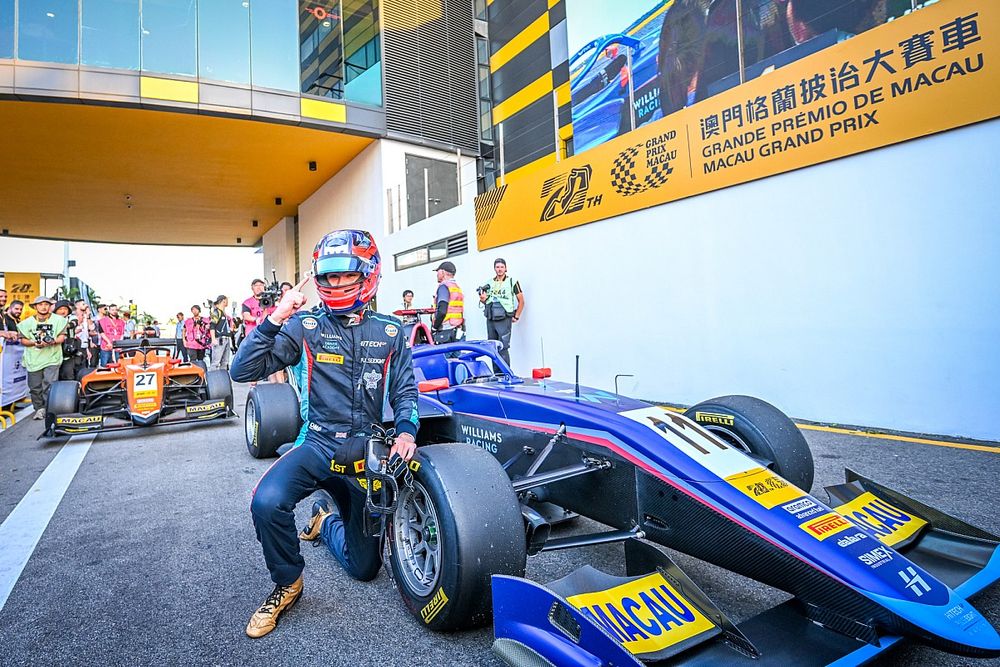 Browning eyes Williams F1 test chance after Macau GP victory