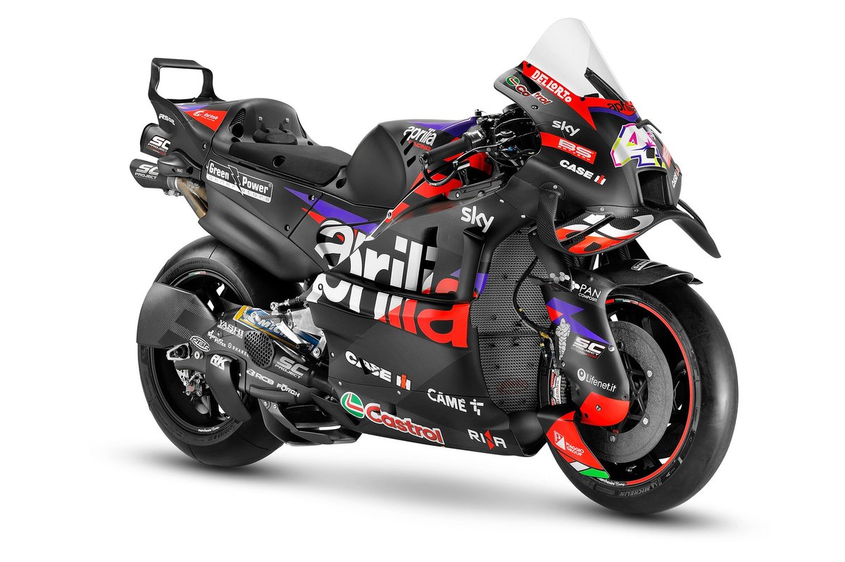 MotoGP | Aprilia: ecco la RS-GP24, la "Batmobile" per sfidare Ducati