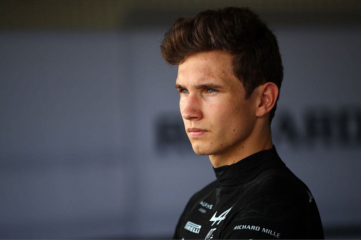 Lundgaard to make IndyCar race debut on Indy road course