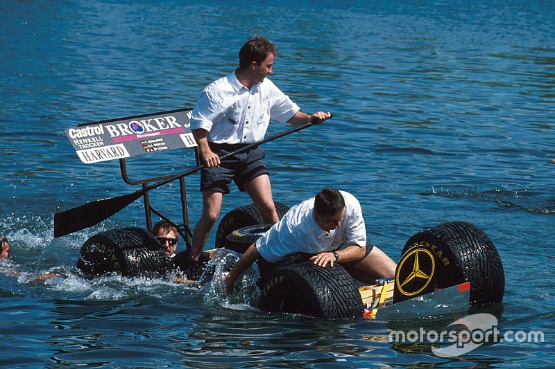 McLaren Honda storm to victory in the Raft Race, Canada 2017. : r/formula1