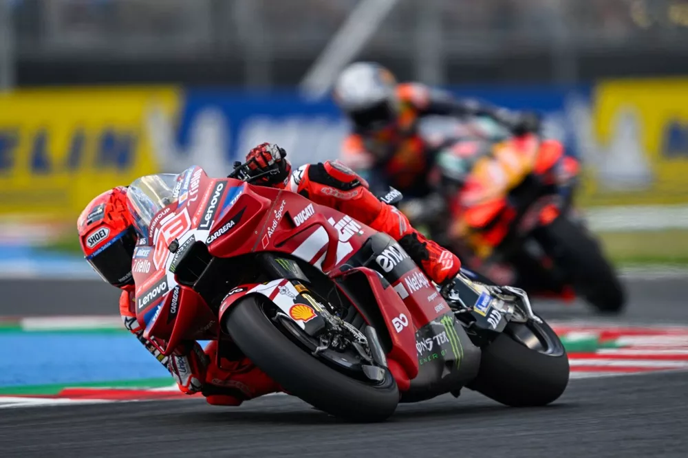 マルク・マルケス、最速で週末をスタート。小椋藍はトップ5入り！｜MotoGPチェコGP FP1