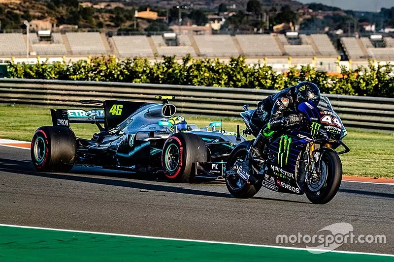 Hamilton and Rossi complete ride-swap