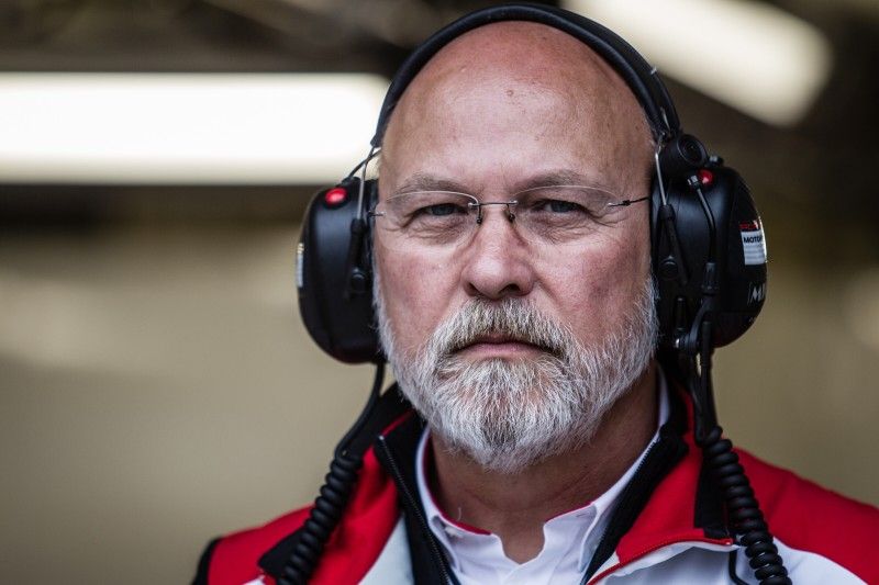 Olaf Manthey feiert 70. Geburtstag: Vom Baggerfahrer zur Motorsport-Legende