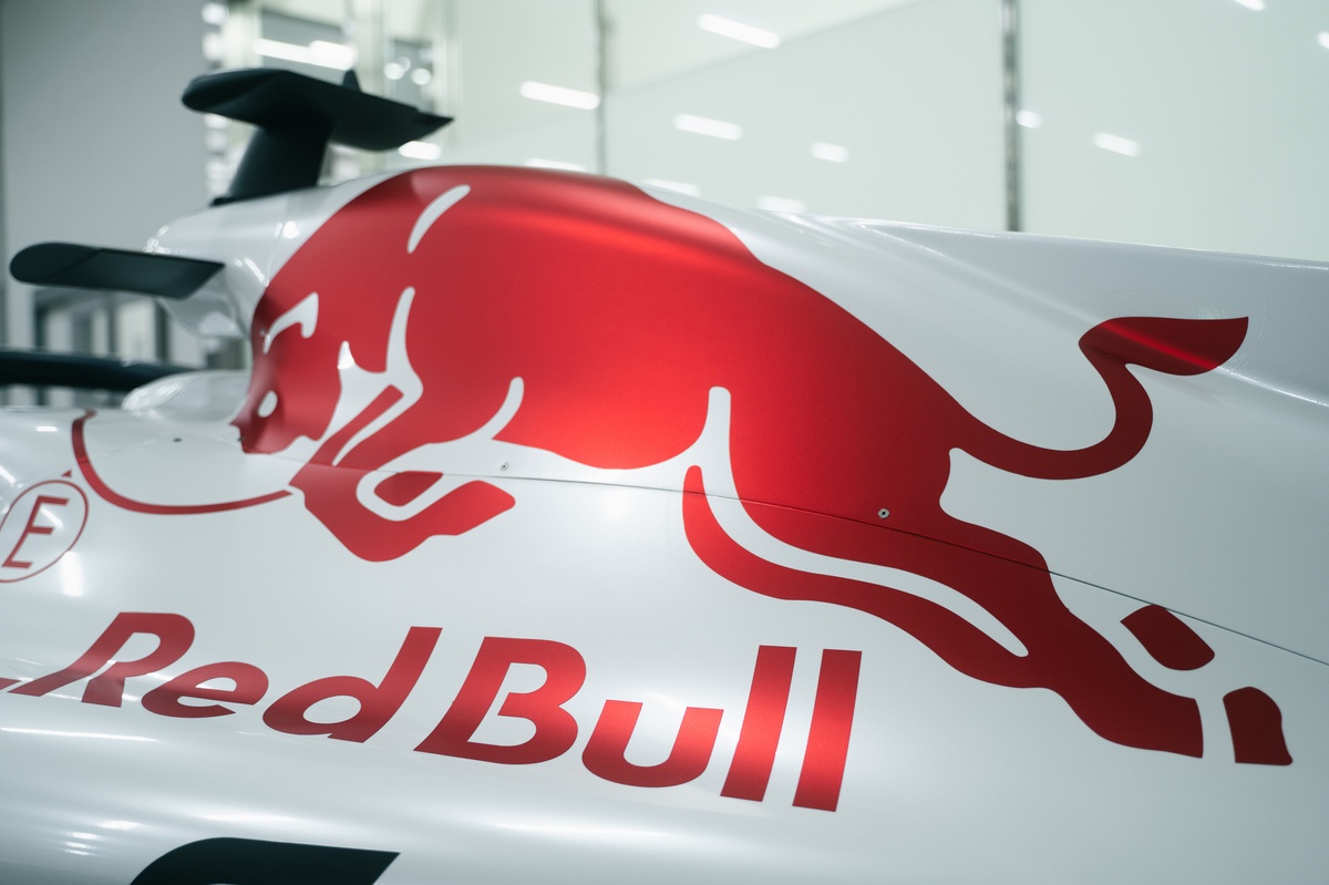 Decoración especial de Red Bull F1 para el GP de Japón 2025 Fórmula 1