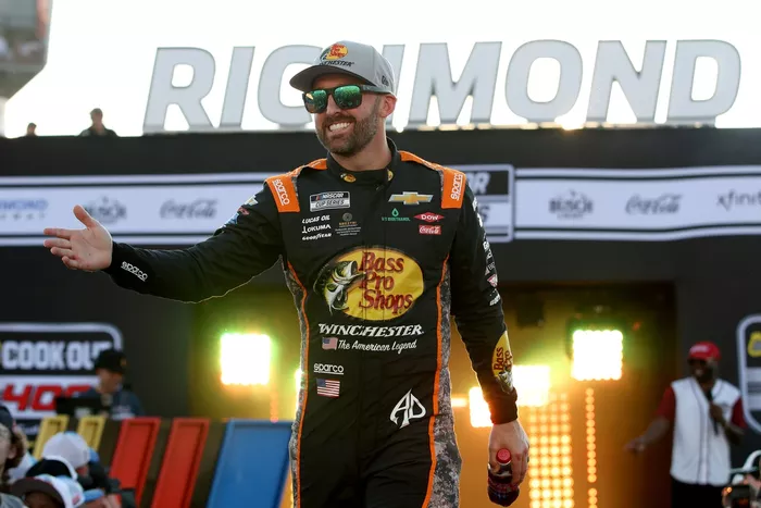 Austin Dillon reveals that he's been racing with a broken rib after ...