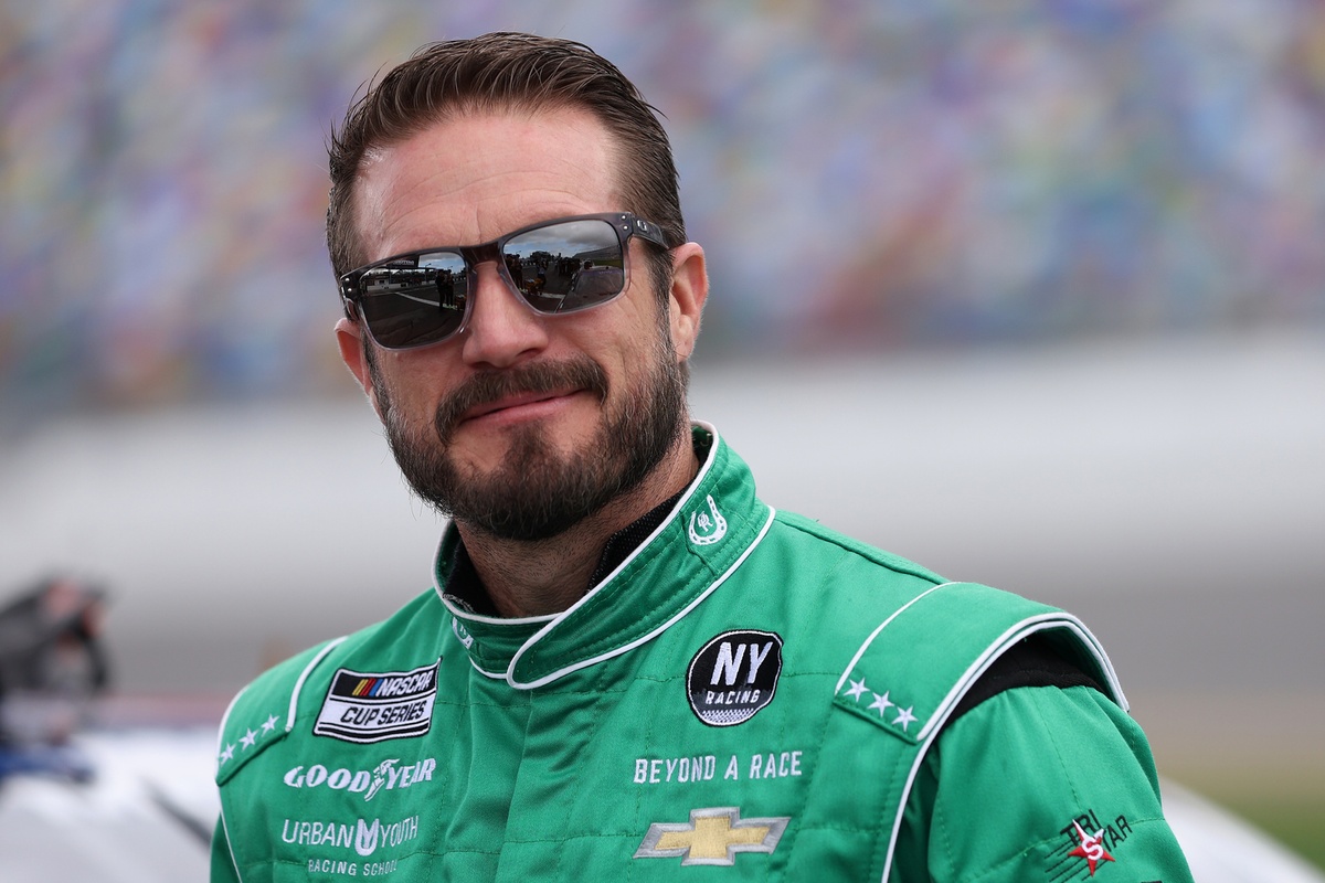 JJ Yeley Profile - Bio, News, High-Res Photos & High Quality Videos