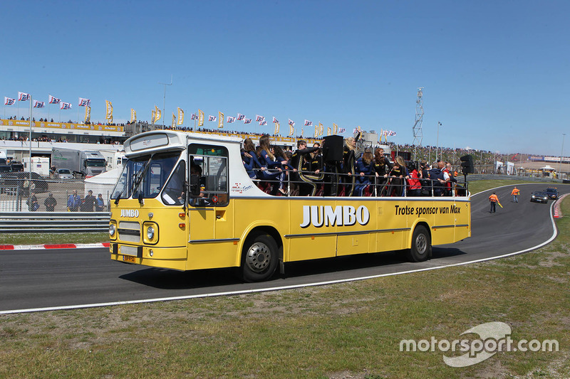 Fotoverslag: Alle hoogtepunten van Jumbo Racedagen 'driven by Max ...