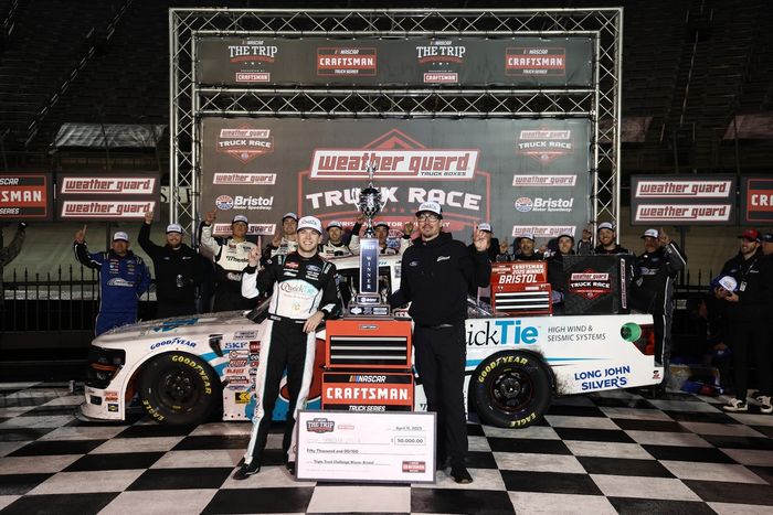 Chandler Smith holds off Kyle Larson to win NASCAR Trucks at Bristol