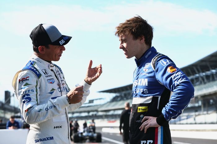 Kyle Larson hits wall, crashes during Indy 500 open test