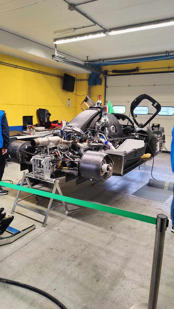 Galéria: pályán a legújabb Le Mans Hypercar, az olasz Isotta Fraschini ...