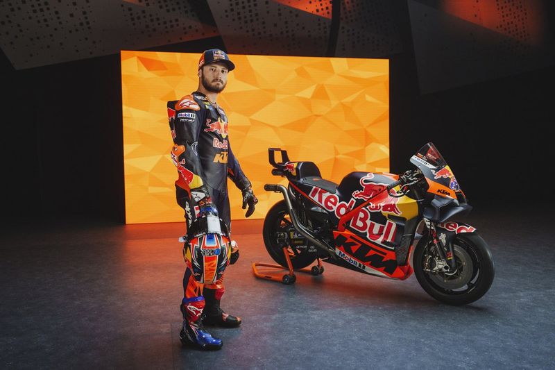 KTM, 2024 için RC16 MotoGP motosikletlerini tanıttı