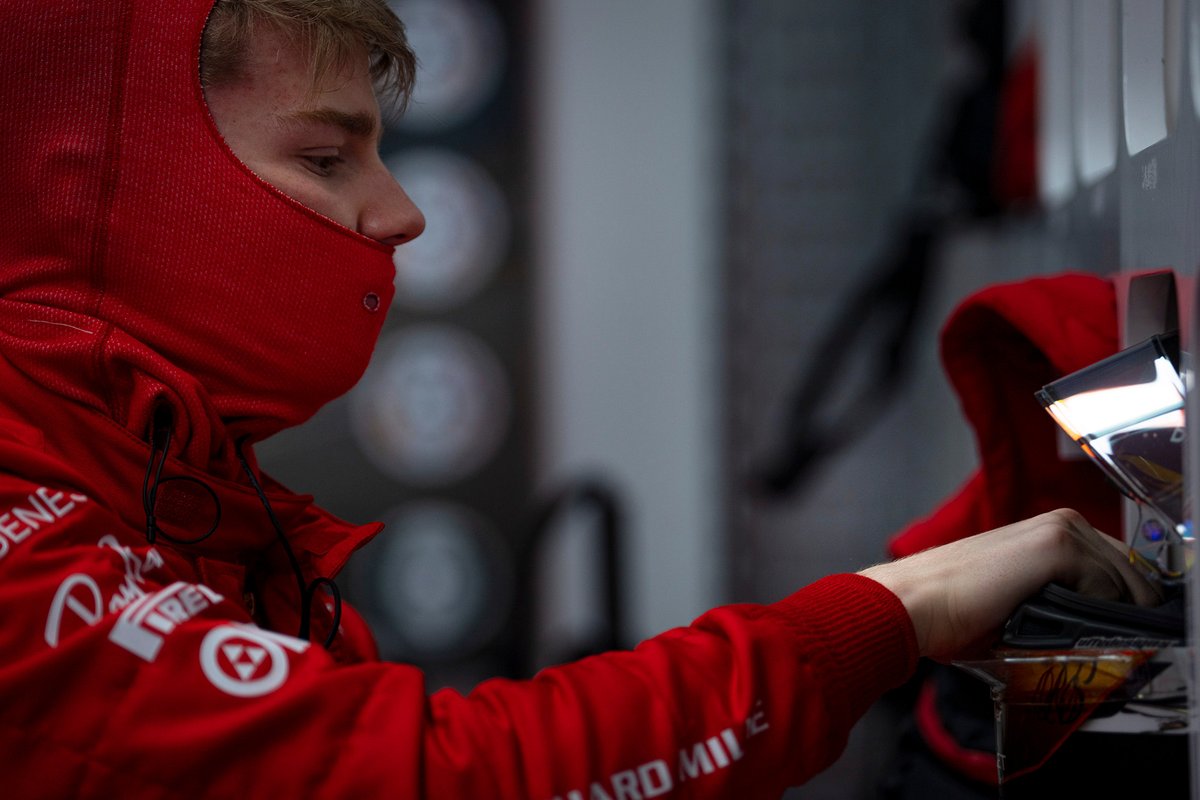 Ferrari, Fiorano testine Shwartzman ile başladı