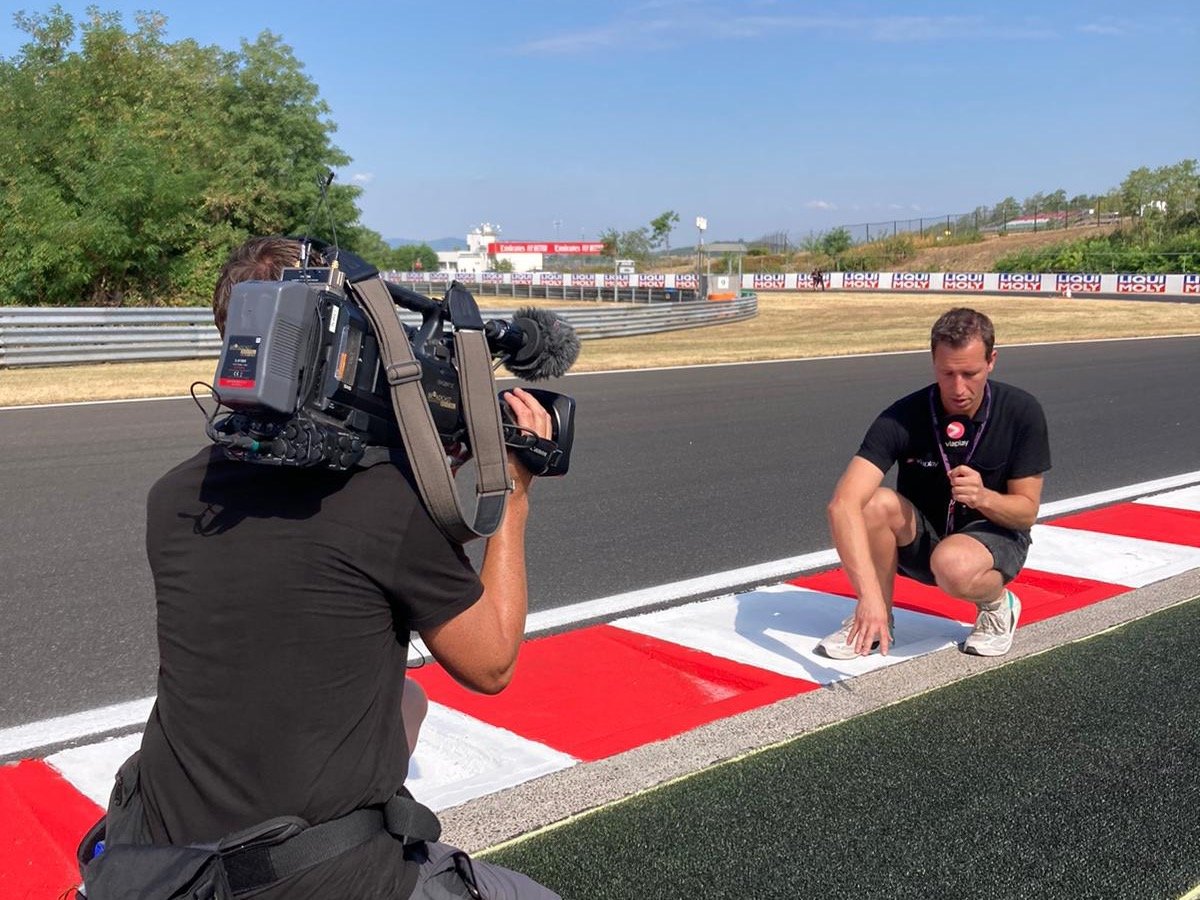 Heemskerk over omgekeerde prullenbakken, een brede rug en Kox