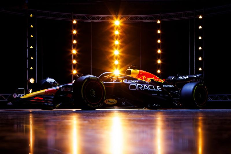 Red Bull dévoile officiellement la RB21 de Verstappen et Lawson