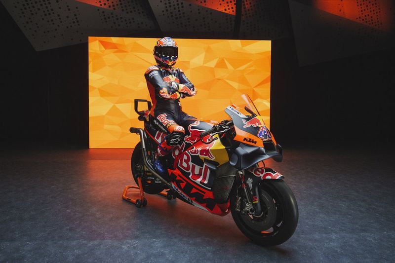 KTM, 2024 için RC16 MotoGP motosikletlerini tanıttı