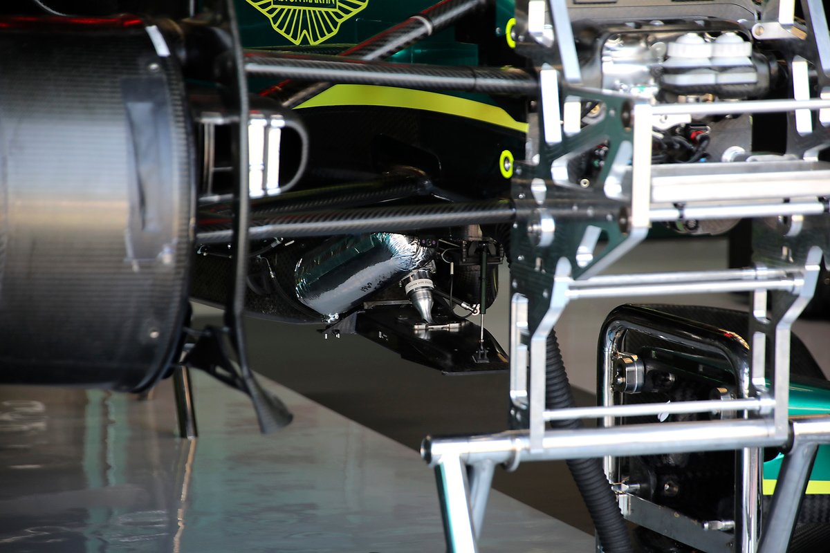 F1 | Mercedes: lo splitter con la doppia barra di torsione