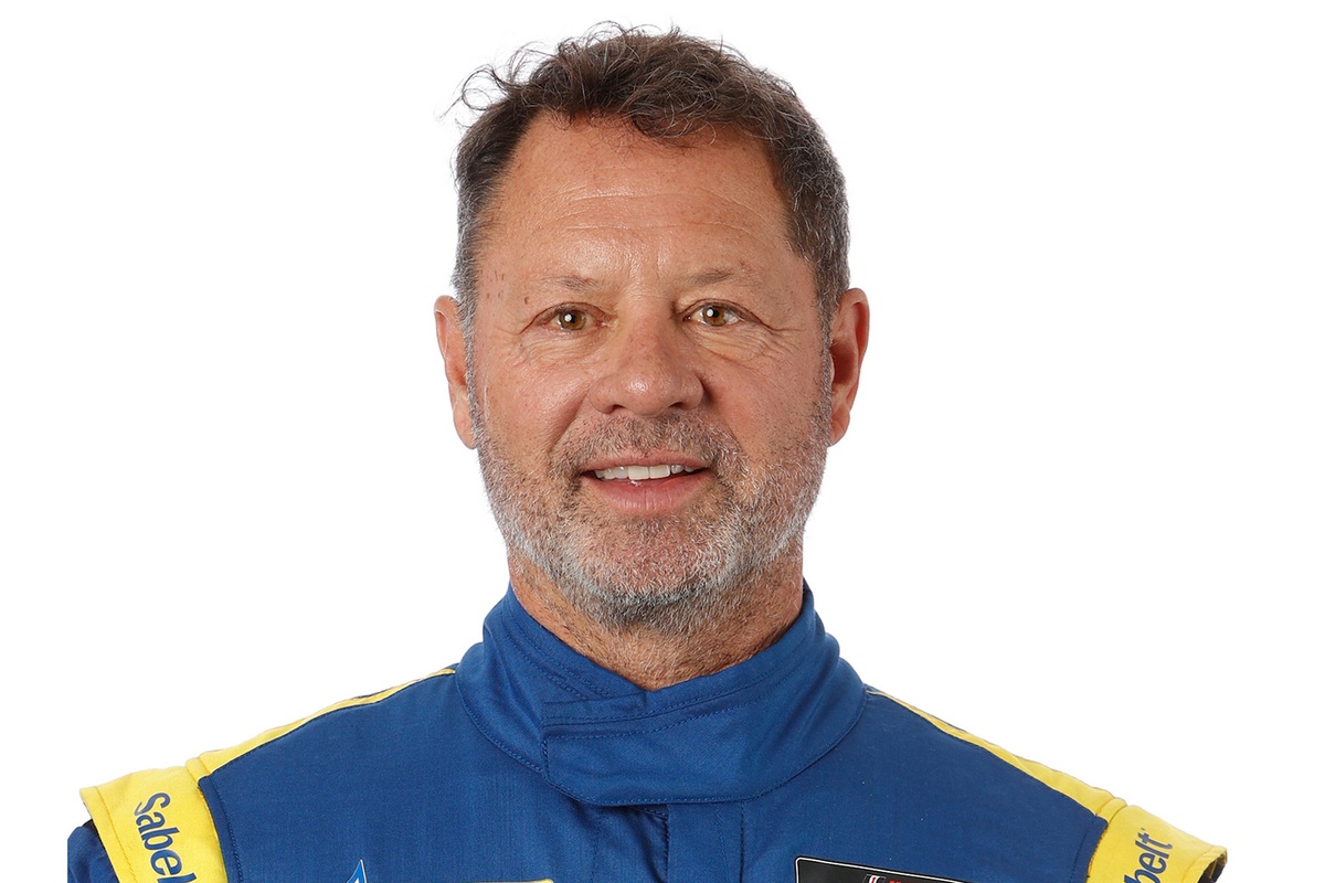 Dan Knox Profile - Bio, News, High-Res Photos & High Quality Videos