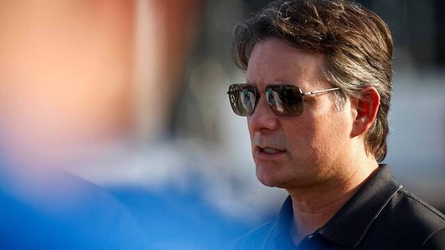 Jeff Gordon on Josh Berry’s top 10 at Phoenix: ‘I’m really impressed ...