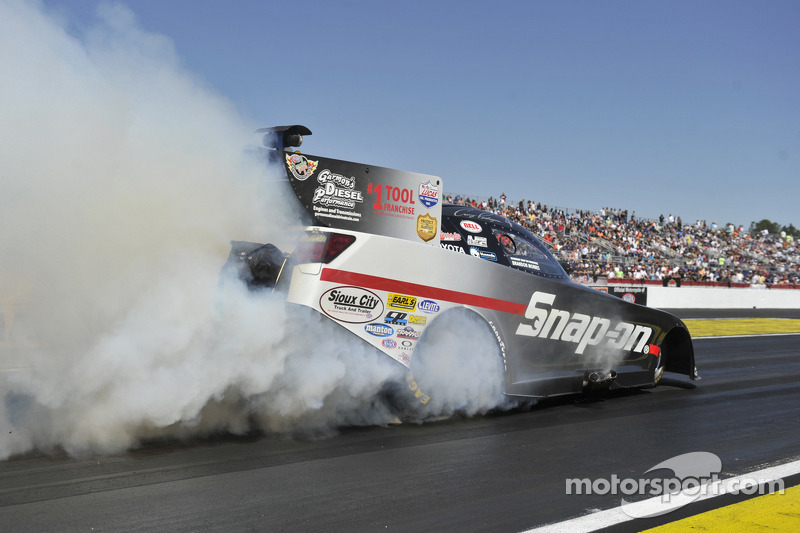Pedregon, Kalitta, Coughlin and Arana lead first qualifying round at ...